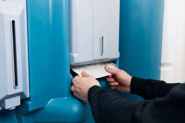 TOI® Water – portable toilet with added washroom convenience | TOI TOI ...